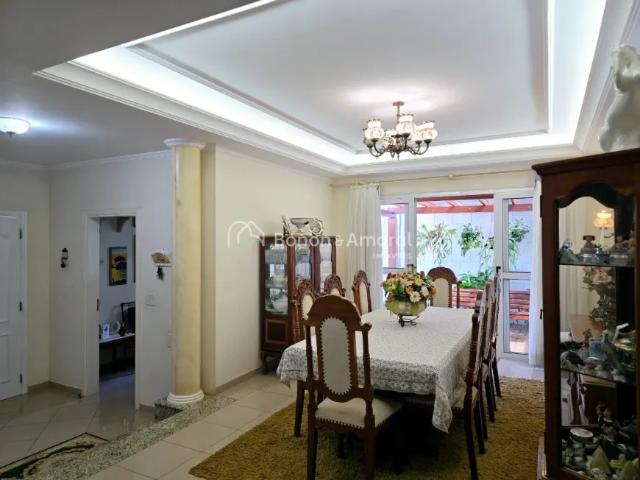 Casa Sobrado com 4 quartos sendo 2 suítes, no Condomínio Okinawa, Paulínia