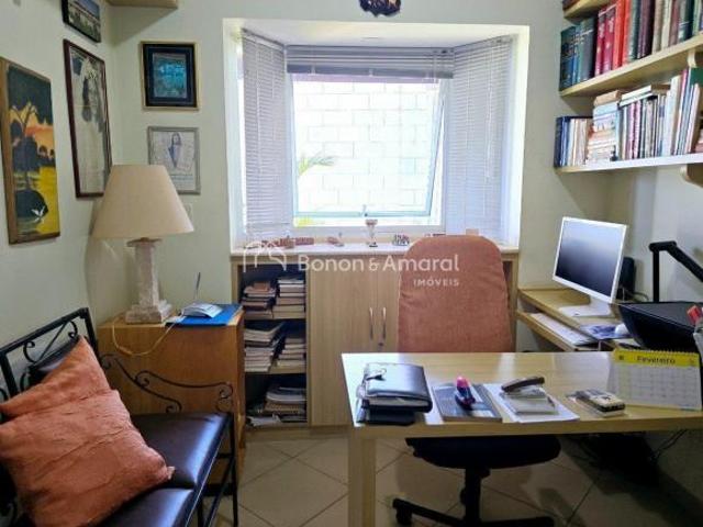 Casa Sobrado com 4 quartos sendo 2 suítes, no Condomínio Okinawa, Paulínia