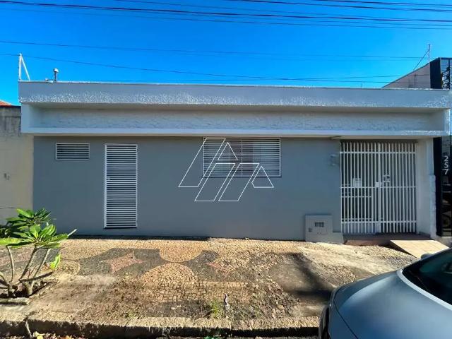 Casa / Sobrado Comercial para Locação em Marília/SP Marília