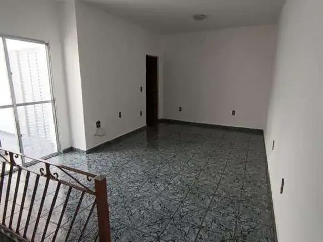 Casa / Sobrado Comercial para Locação em Mogi das Cruzes/SP Jardim Universo 3 Quartos