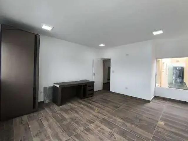 Casa / Sobrado Comercial para Locação em Mogi das Cruzes/SP Vila Oliveira 2 Quartos