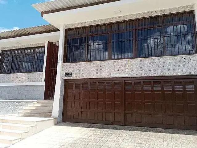 Casa / Sobrado Comercial para Locação em Natal/RN Lagoa Nova