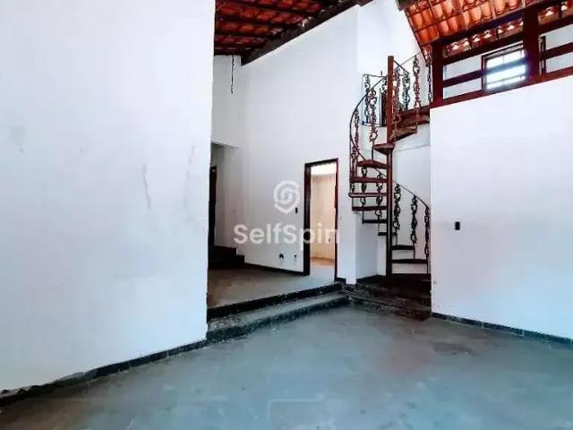 Casa / Sobrado Comercial para Locação em Niterói/RJ Piratininga