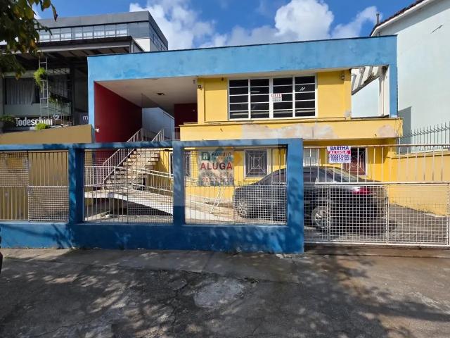 Casa / Sobrado Comercial para Locação em Niterói/RJ São Francisco 3 Quartos