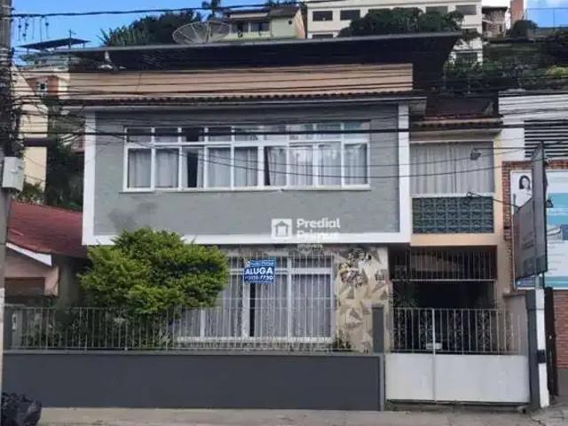 Casa / Sobrado Comercial para Locação em Nova Friburgo/RJ Centro 4 Quartos