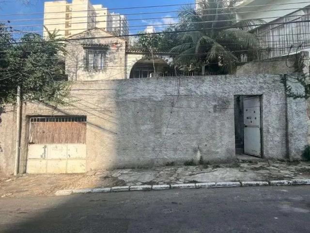 Casa / Sobrado Comercial para Locação em Nova Iguaçu/RJ Centro 4 Quartos