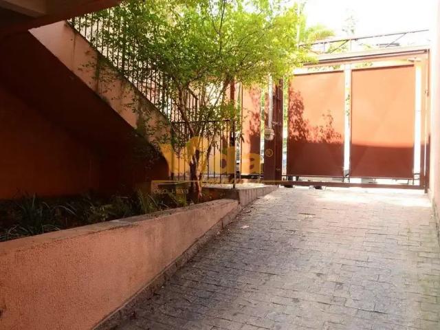 Casa / Sobrado Comercial para Locação em Osasco/SP Jardim das Flores
