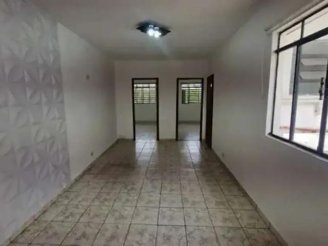 Casa / Sobrado Comercial para Locação em Osasco/SP Km 18 2 Quartos