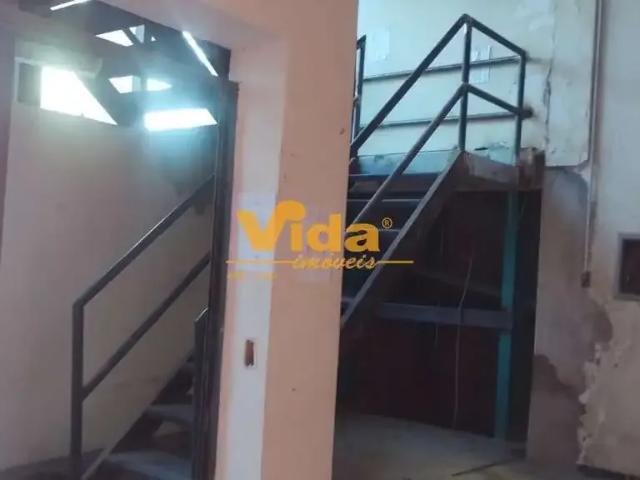 Casa / Sobrado Comercial para Locação em Osasco/SP Km 18