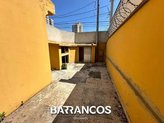 Casa / Sobrado Comercial para Locação em Araçatuba/SP Centro 5 Quartos