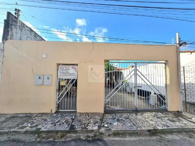 Casa / Sobrado Comercial para Locação em Aracaju/SE Treze de Julho 4 Quartos