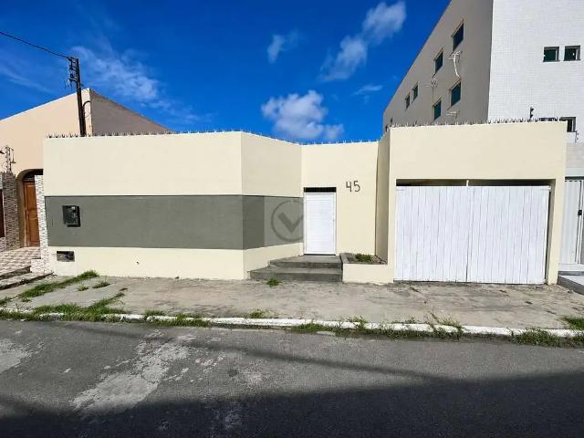 Casa / Sobrado Comercial para Locação em Aracaju/SE Inácio Barbosa 3 Quartos