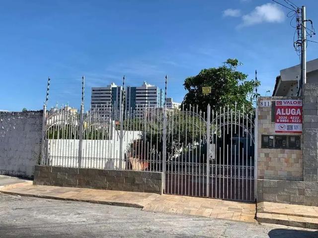 Casa / Sobrado Comercial para Locação em Aracaju/SE Suíssa 2 Quartos