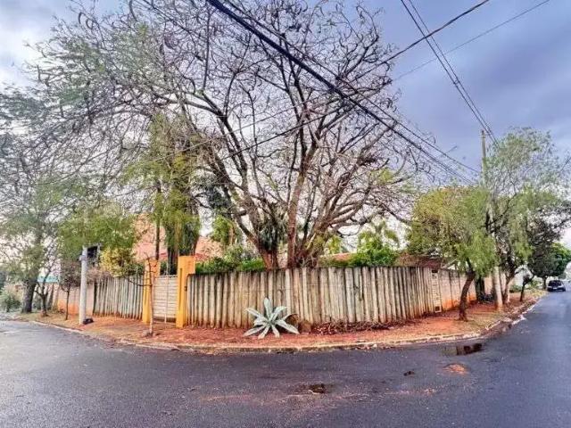 Casa / Sobrado Comercial para Locação em Araraquara/SP Cidade Jardim