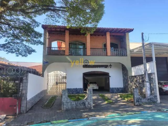 Casa / Sobrado Comercial para Locação em Arujá/SP Jardim Planalto 5 Quartos
