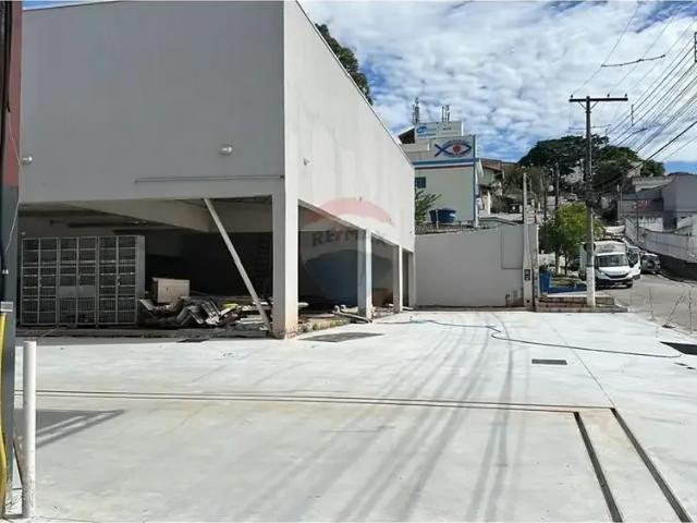 Casa / Sobrado Comercial para Locação em Arujá/SP Vila Riman