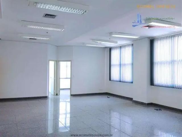 Casa / Sobrado Comercial para Locação em Barueri/SP Alphaville