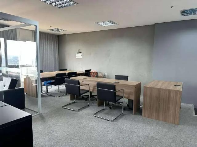 Casa / Sobrado Comercial para Locação em Barueri/SP Sítio Tamboré Alphaville