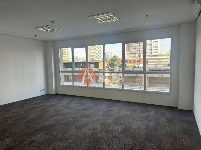Casa / Sobrado Comercial para Locação em Barueri/SP Sítio Tamboré Alphaville