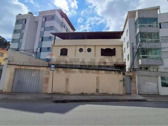 Casa / Sobrado Comercial para Locação em Belo Horizonte/MG Calafate 5 Quartos