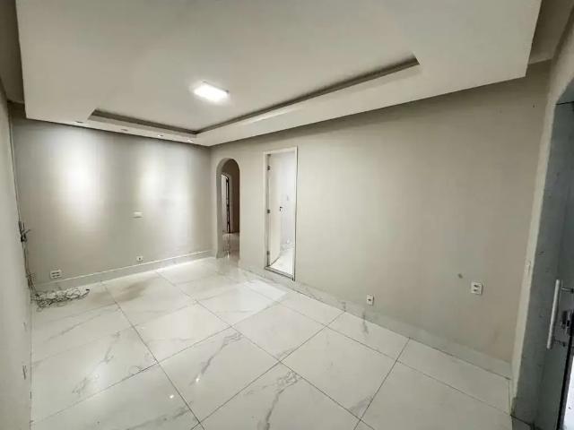 Casa / Sobrado Comercial para Locação em Belo Horizonte/MG São João Batista 5 Quartos