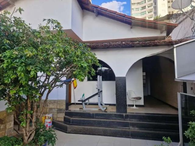 Casa / Sobrado Comercial para Locação em Belo Horizonte/MG Serra 4 Quartos