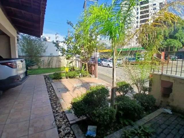 Casa / Sobrado Comercial para Locação em Blumenau/SC Vila Nova 3 Quartos