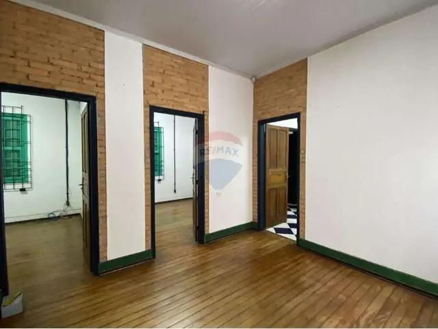 Casa / Sobrado Comercial para Locação em Botucatu/SP Centro 3 Quartos