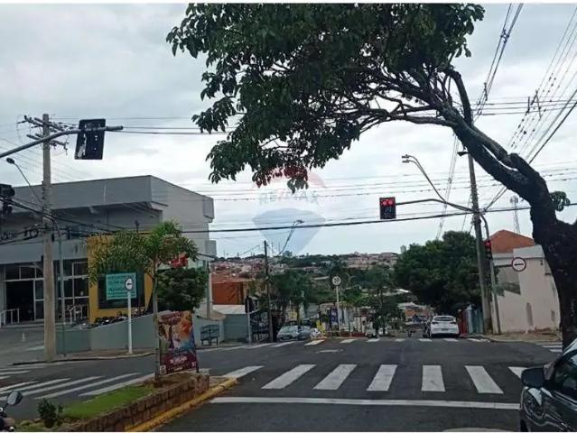 Casa / Sobrado Comercial para Locação em Botucatu/SP Jardim Central