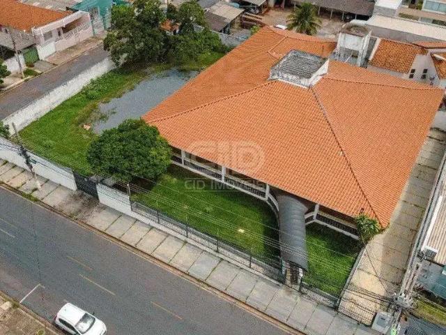 Casa / Sobrado Comercial para Locação em Cuiabá/MT Alvorada 4 Quartos