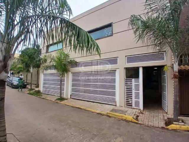 Casa / Sobrado Comercial para Locação em Cuiabá/MT Araés