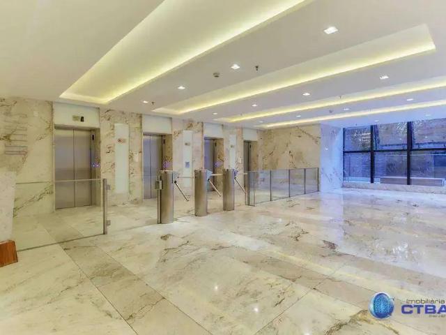 Casa / Sobrado Comercial para Locação em Curitiba/PR Campo Comprido