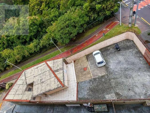 Casa / Sobrado Comercial para Locação em Curitiba/PR Centro Cívico 1 Quartos