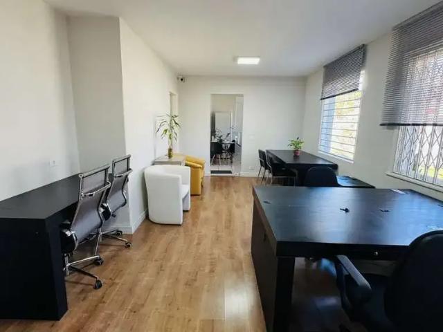 Casa / Sobrado Comercial para Locação em Curitiba/PR Água Verde 5 Quartos