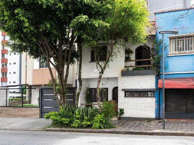 Casa / Sobrado Comercial para Locação em Curitiba/PR Água Verde