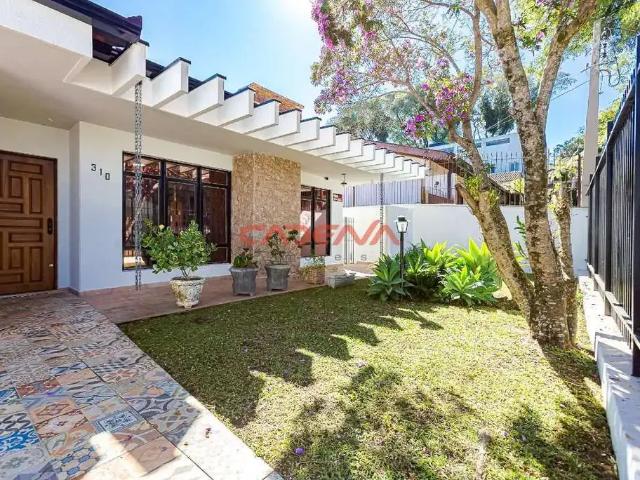 Casa / Sobrado Comercial para Locação em Curitiba/PR Água Verde 3 Quartos