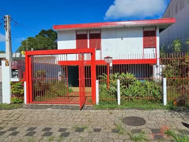 Casa / Sobrado Comercial para Locação em Curitiba/PR Ahú