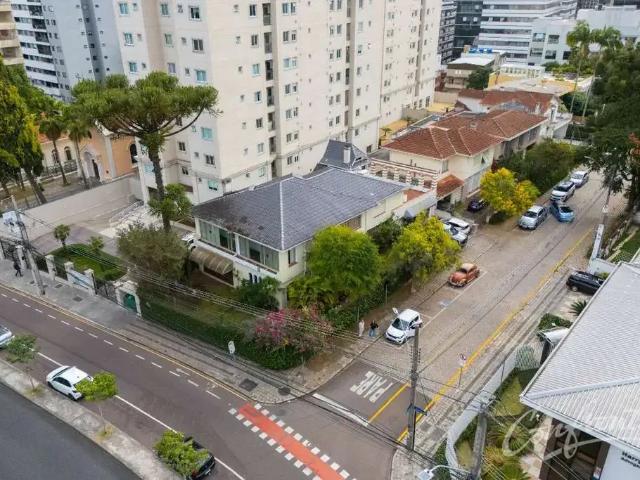 Casa / Sobrado Comercial para Locação em Curitiba/PR Alto da Glória