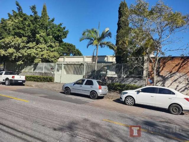 Casa / Sobrado Comercial para Locação em Curitiba/PR Hugo Lange 7 Quartos
