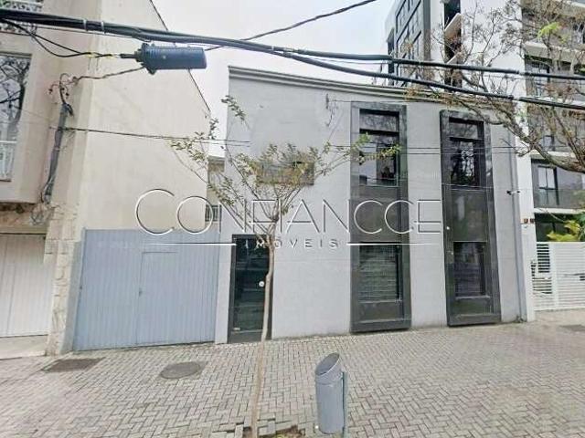 Casa / Sobrado Comercial para Locação em Curitiba/PR Mercês 1 Quartos