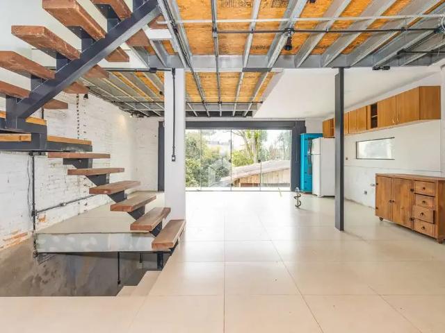 Casa / Sobrado Comercial para Locação em Curitiba/PR Mercês 3 Quartos