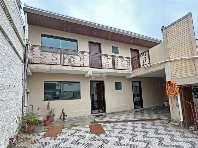 Casa / Sobrado Comercial para Locação em Curitiba/PR São Lourenço