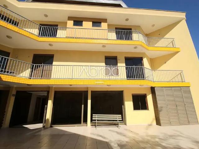 Casa / Sobrado Comercial para Locação em Curitiba/PR Seminário 5 Quartos