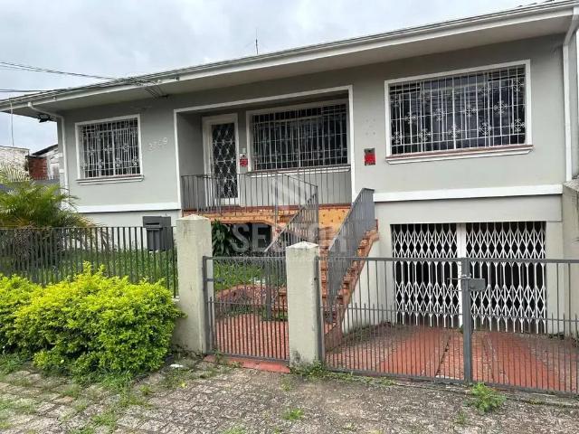 Casa / Sobrado Comercial para Locação em Curitiba/PR Parolin 3 Quartos