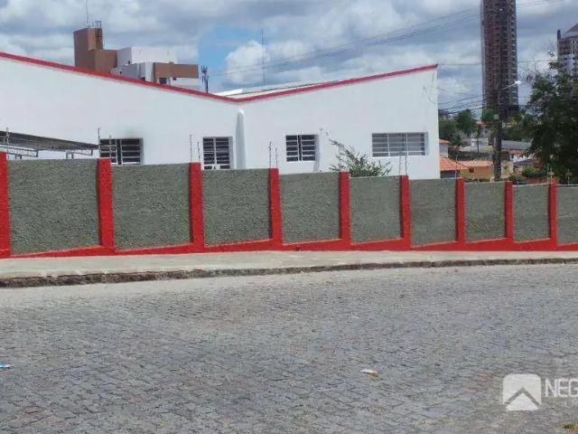 Casa / Sobrado Comercial para Locação em Campina Grande/PB Nações 3 Quartos