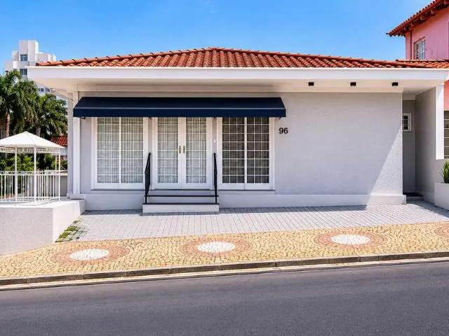 Casa / Sobrado Comercial para Locação em Campinas/SP Cambuí