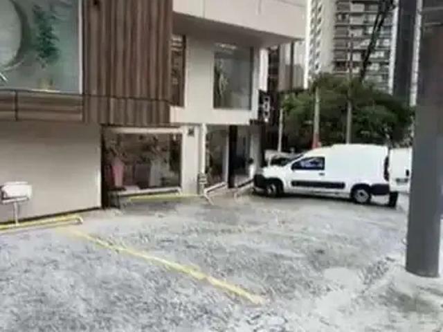 Casa / Sobrado Comercial para Locação em Campinas/SP Cambuí 1 Quartos
