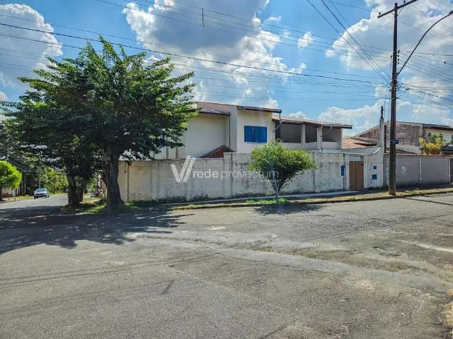 Casa / Sobrado Comercial para Locação em Campinas/SP Jardim Amoreiras 5 Quartos