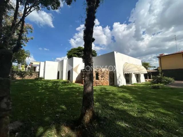 Casa / Sobrado Comercial para Locação em Campinas/SP Jardim das Paineiras 3 Quartos