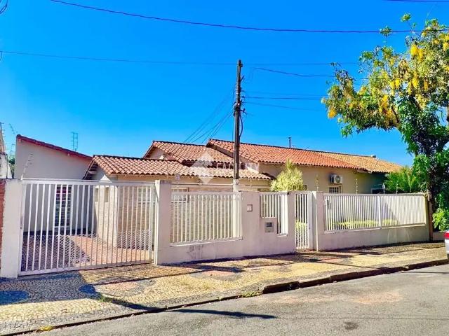 Casa / Sobrado Comercial para Locação em Campinas/SP Jardim Guanabara 6 Quartos